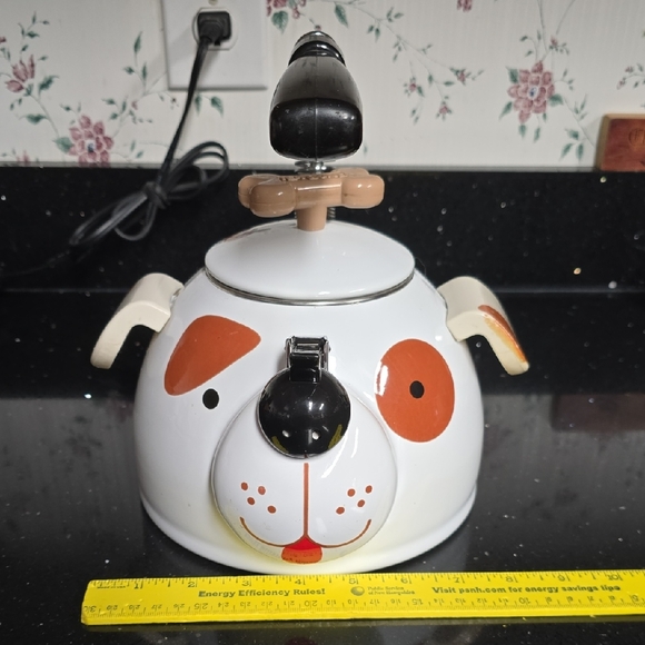 Kitchen | Host Pick Vintage Tea Bone Dogthemed Whistling Kettle White ...